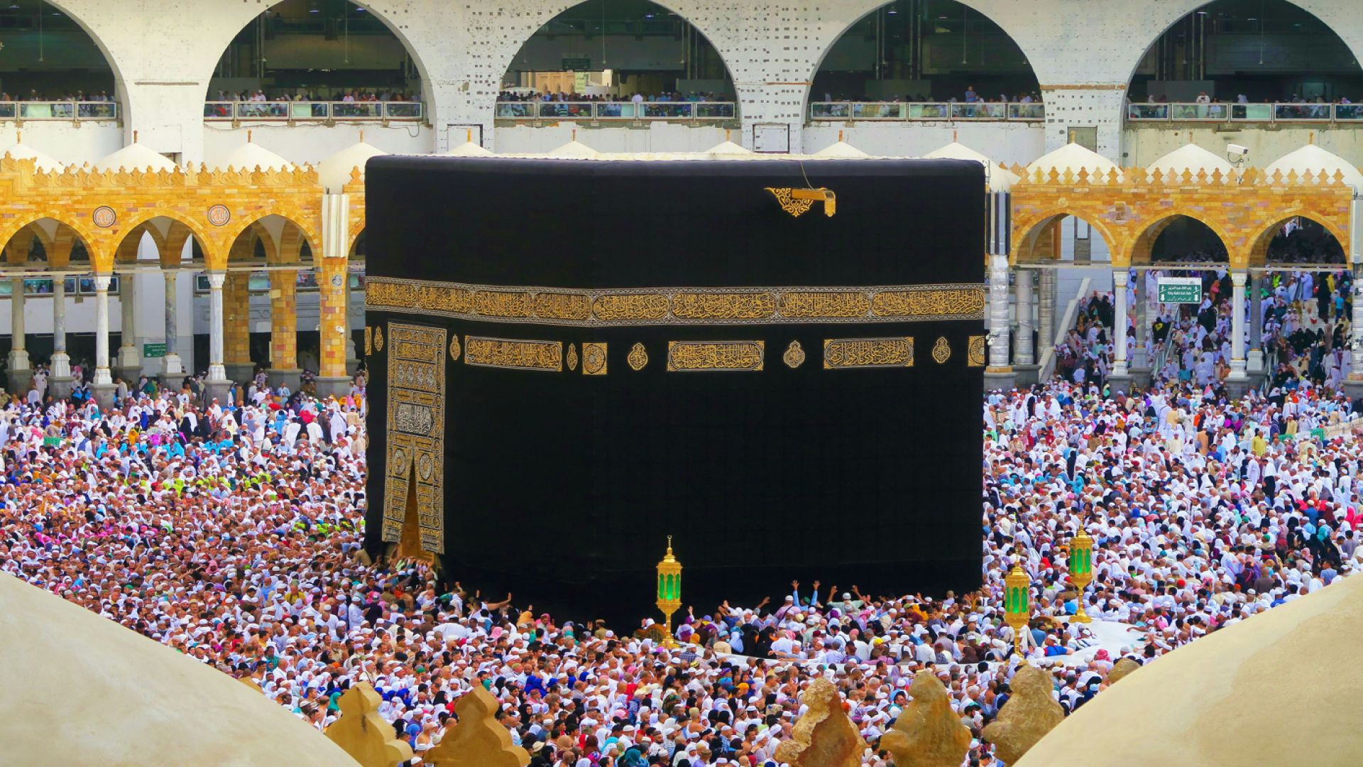 40 Amalan Penting Saat Safar Umrah di Tanah Suci