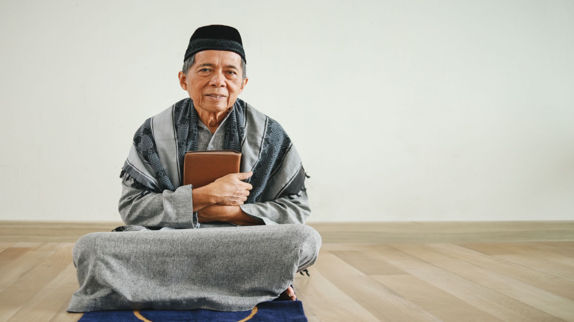 Lebih dari Sekadar Pahlawan Tanpa Tanda Jasa, Sejarah dan Makna ... Lebih dari Sekadar Pahlawan Tanpa Tanda Jasa, Sejarah dan Makna ...
