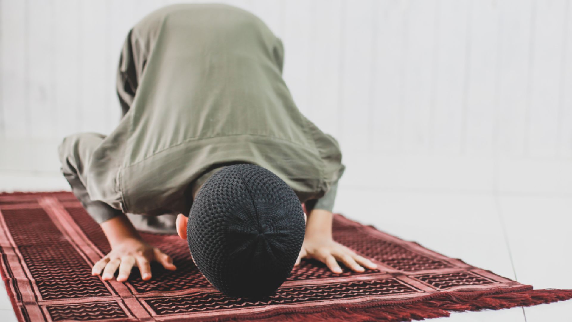 Panduan Lengkap Salat Hajat: Niat, Doa, dan Waktu Paling Mustajab