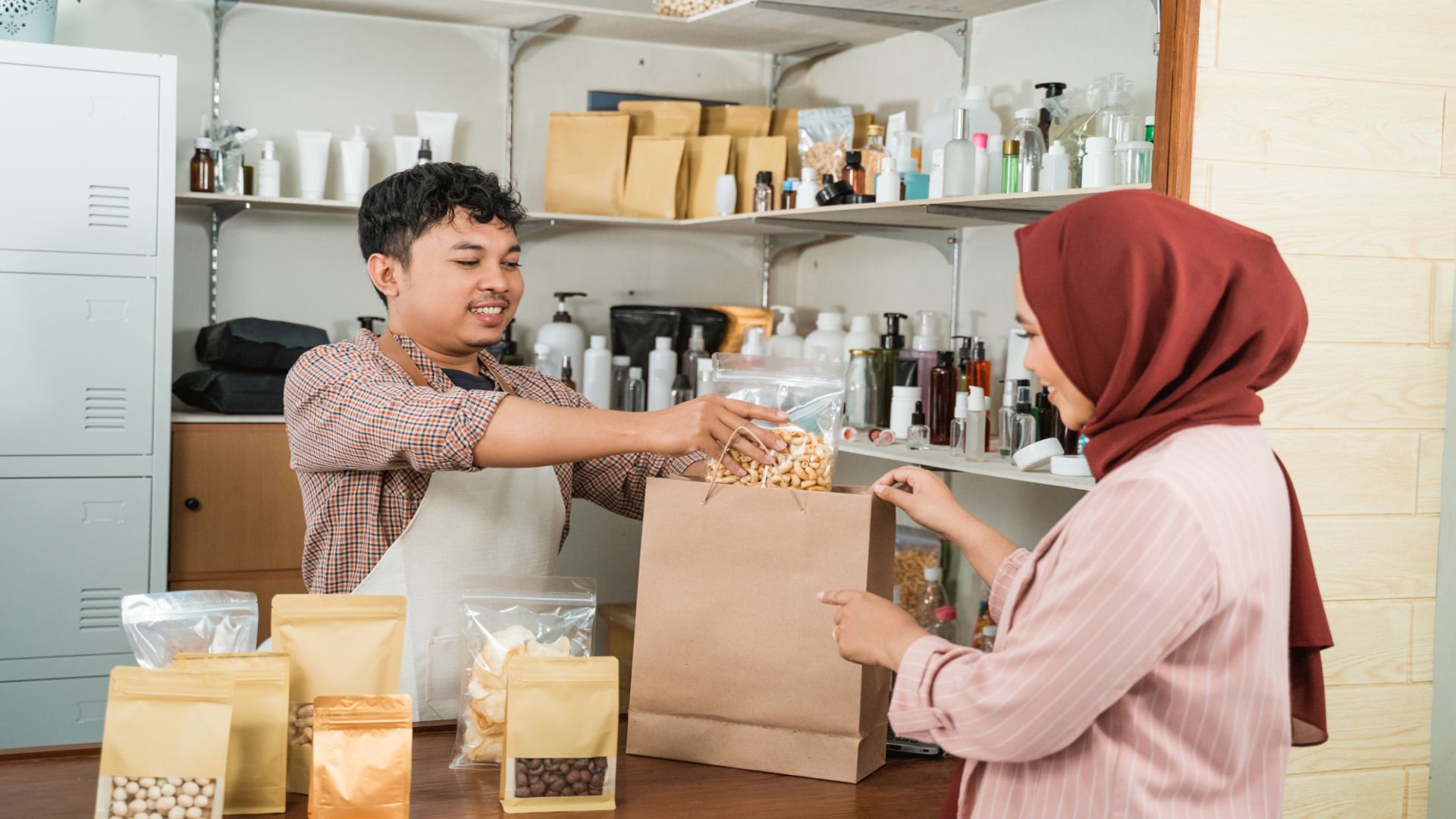 Pengertian Muamalah dalam Islam Secara Lengkap: Dalil, Jenis, dan ...