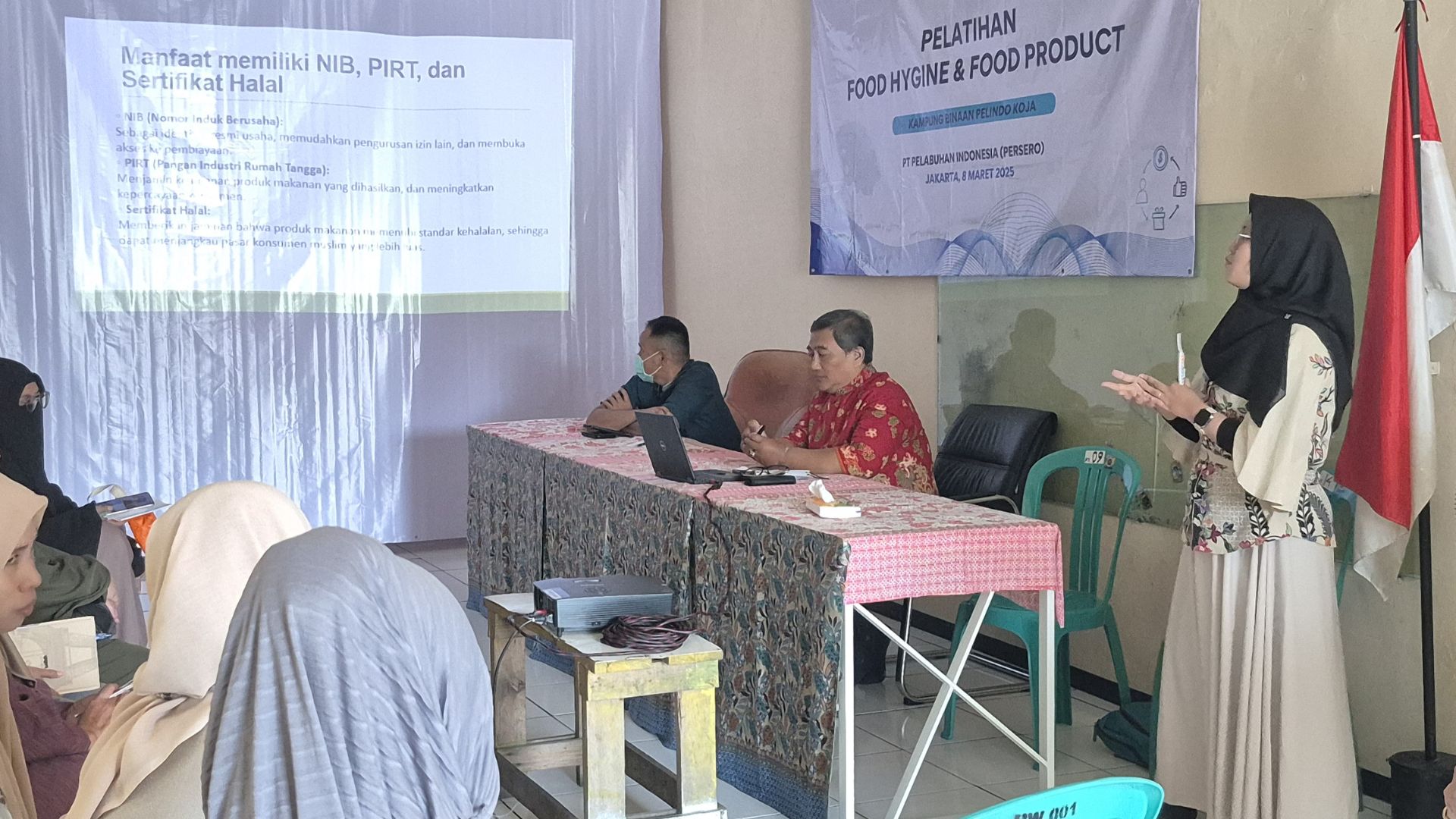 Pelatihan Food Hygiene dan Perizinan bagi UMKM di Kampung Binaan ...